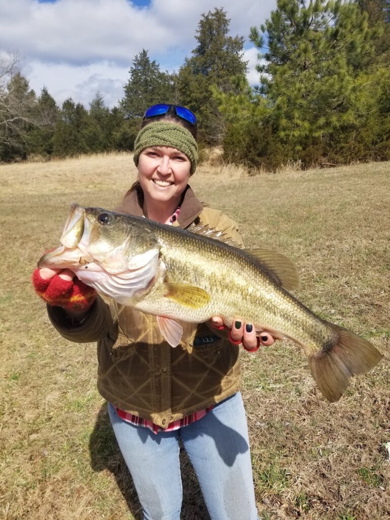 Kate-Ahnstrom-large-mouth-bass - Syren USA